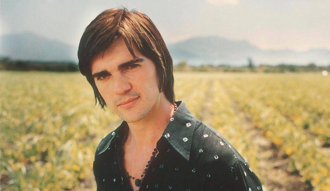 Juanes está celebrando los 20 años del álbum “Un día normal”