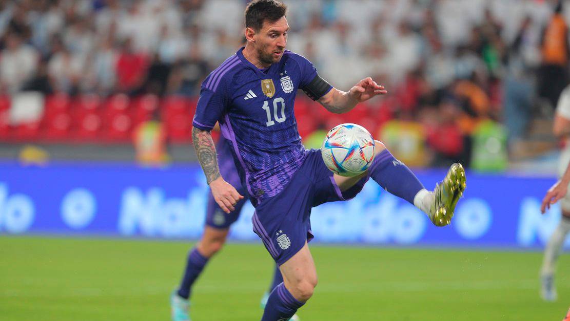 Video | Adidas le responde a Nike: ¿vio el Messiverso en su último ...