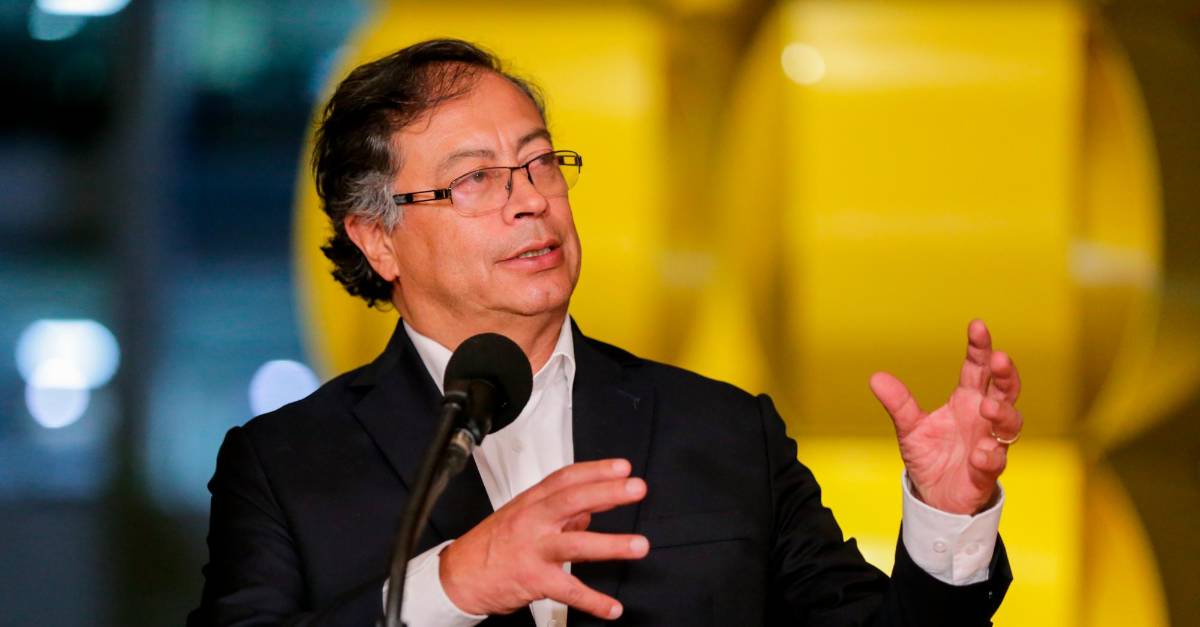 Petro: 35 días de un mandato trepidante, controversial y con ...