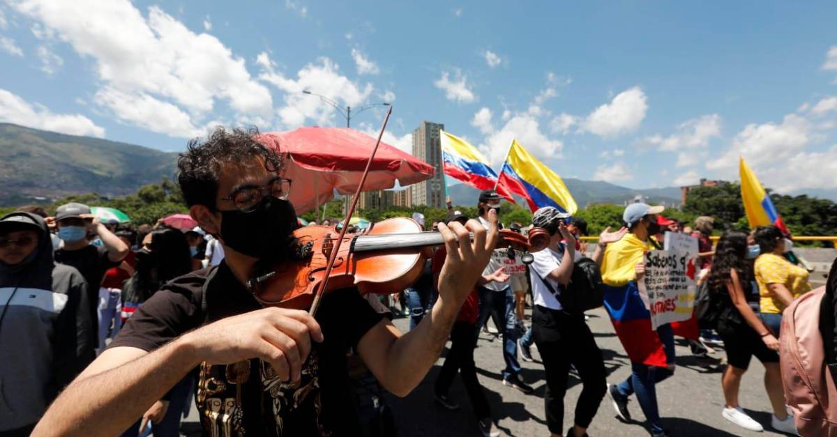 Marcha tuvo el sello de la protesta pacífica