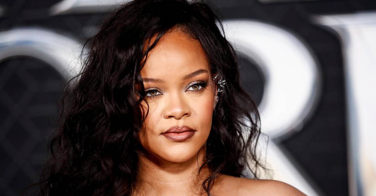 Rihanna sorprende con “Lift Me Up” para “Wakanda Forever”, su primera ...
