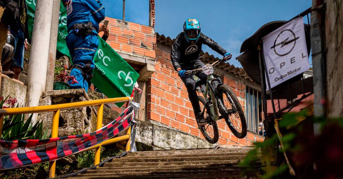 A toda velocidad, el Downhill Urbano se volvió a tomar las calles de ...