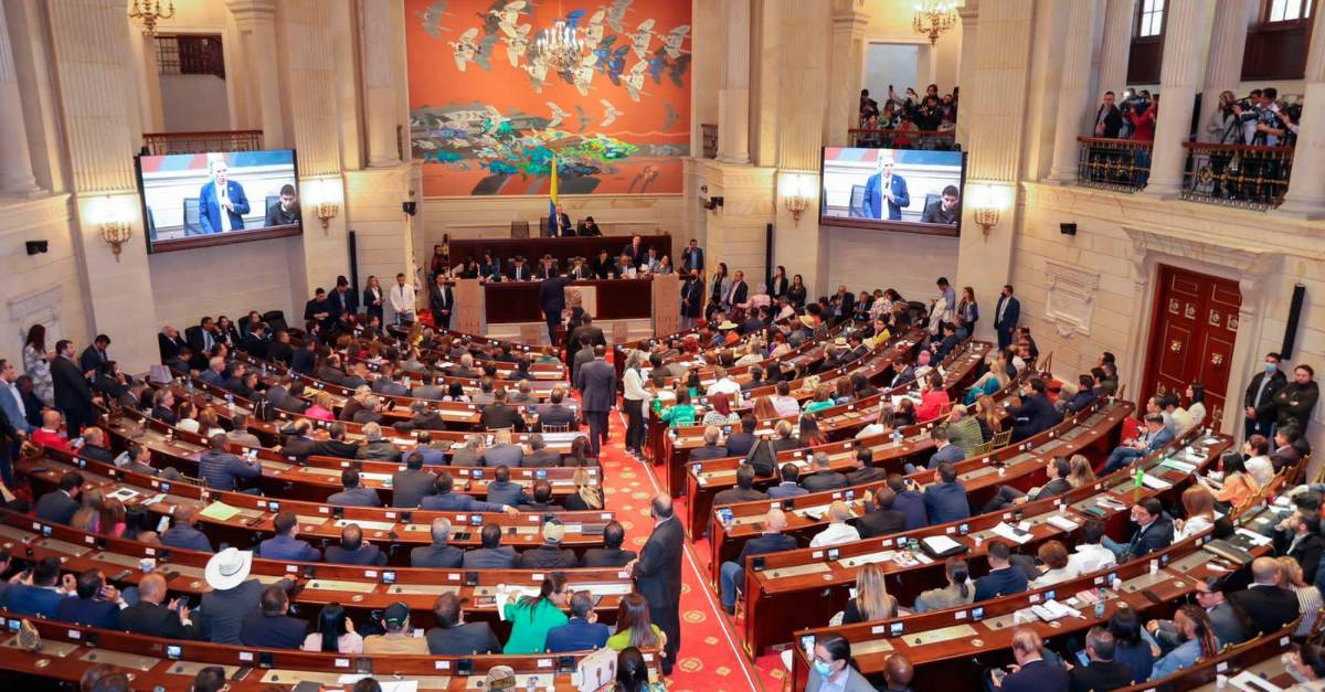 Hay 44 sin diploma: Así está el nivel de estudios del Congreso