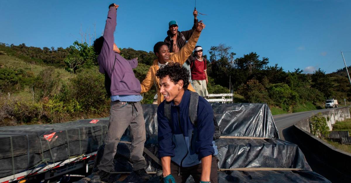 Los Reyes del mundo ya es la segunda película más vista en Netflix