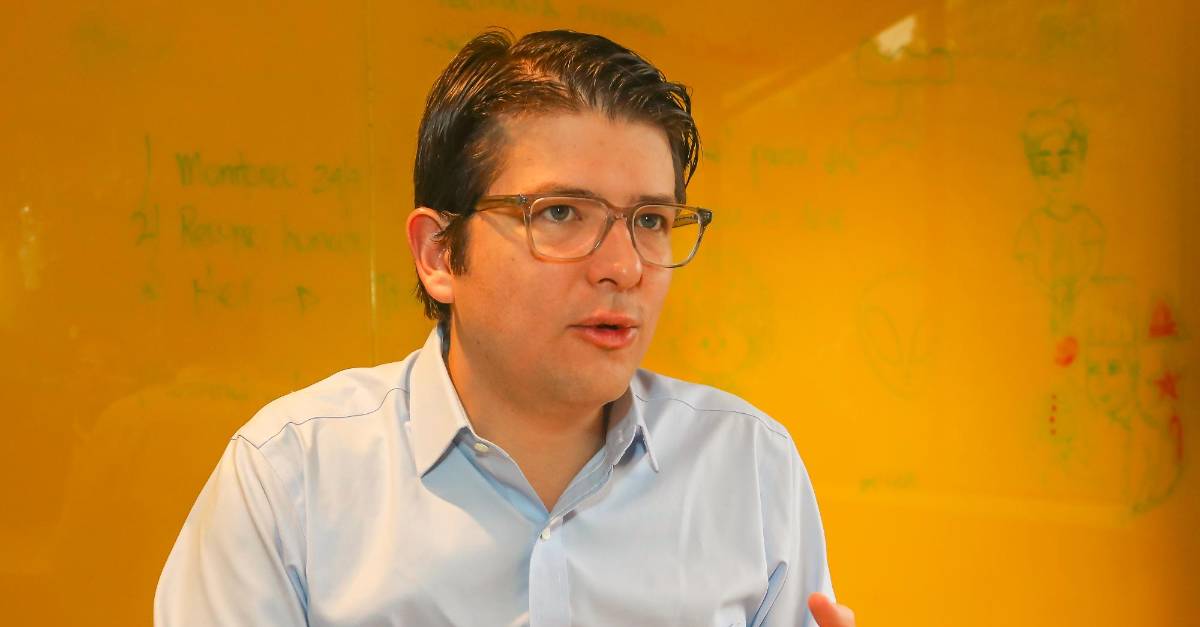 “Tenemos que trabajar hasta que se vaya Irene Vélez”: Miguel Uribe