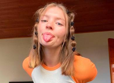 Ella es Emily Rose, la mujer que protagonizó el video porno grabado en ...