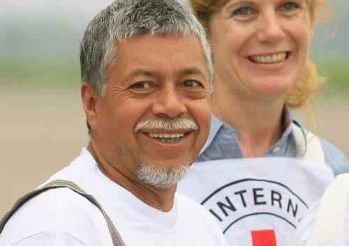 Murió el profe Moncayo, el hombre que caminó 12 años por la liberación ...