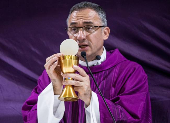 ¿De dónde viene la tradición de las hostias?