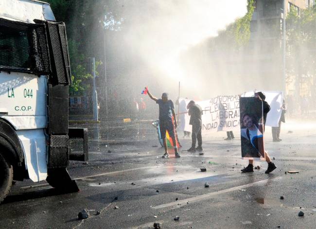 Con alto despliegue policial y 195 detenidos, Chile conmemoró el ...