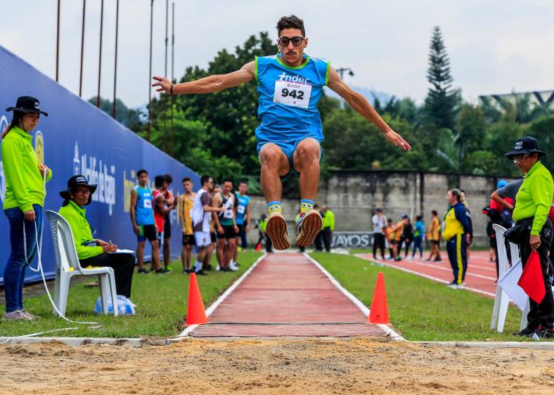 Juan David Ruz, un salto hacia la victoria en atletismo adaptado de los ...