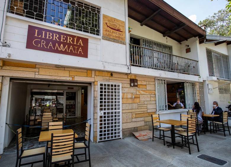 Con descuentos, Grammata celebra diez años de labores culturales