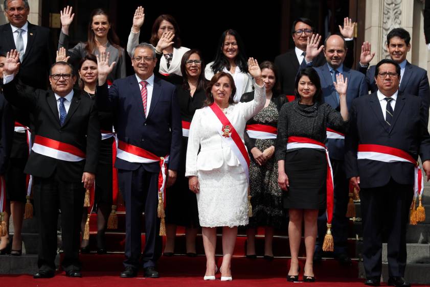 Presidenta del Perú, Dina Boluarte, nombró a su gabinete, ¿quienes lo conforman?