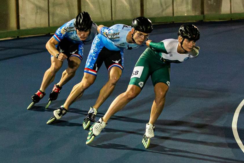 Irene Schouten, campeona olímpica de patinaje sobre hielo se entrena en ...
