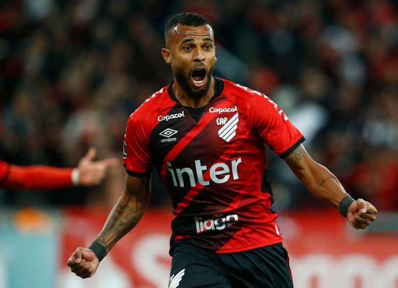 Atlético Paranaense dio el primer golpe en la semifinal de la Copa ...