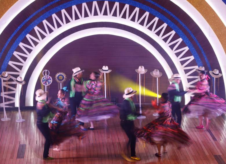 El pasillo, el ritmo que se baila hasta en las fiestas de quince en Aguadas