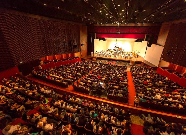 El Teatro Pablo Tobón resucitó la cultura del centro en los 60