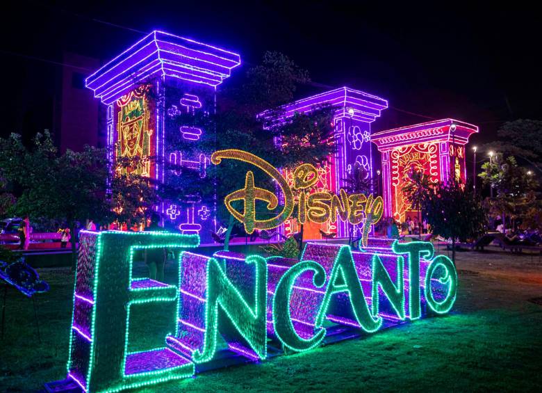 El mundo luminoso de Encanto se disfruta desde este 7 de diciembre en ...