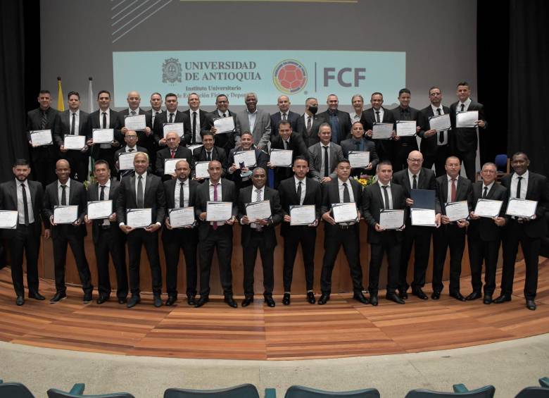 Nueva generación de entrenadores se abre camino en Colombia