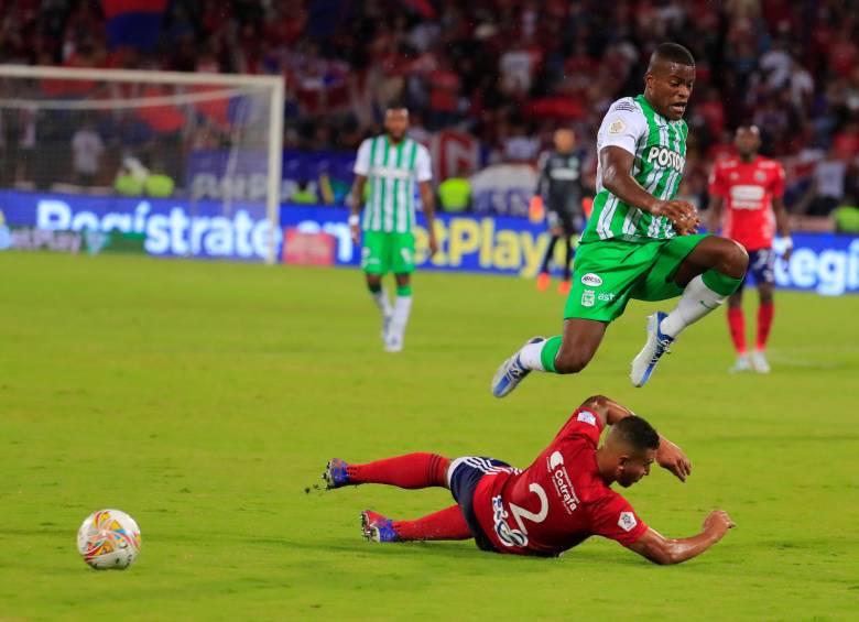 Nacional festejó esta vez ante el DIM en el clásico paisa