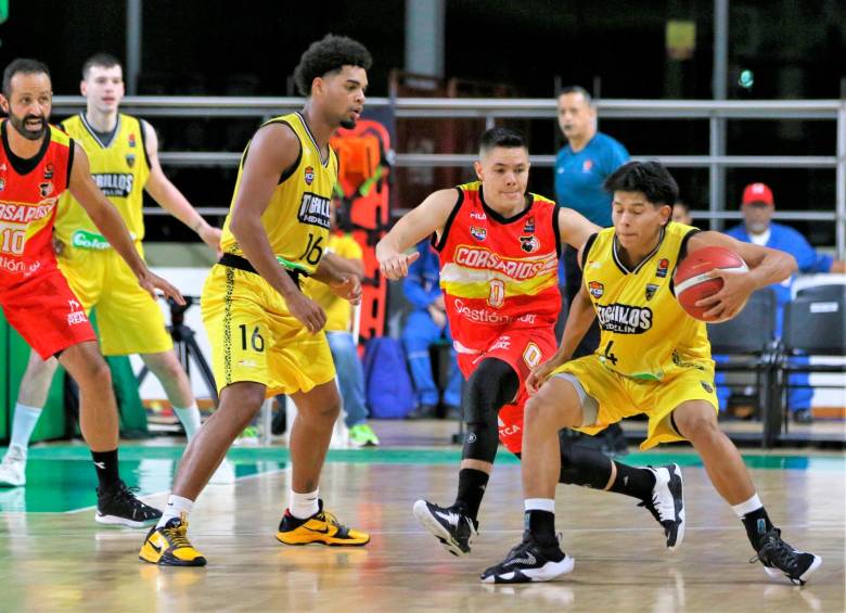 Jorge Torres, el boricua que le aporta talla y talento a Tigrillos