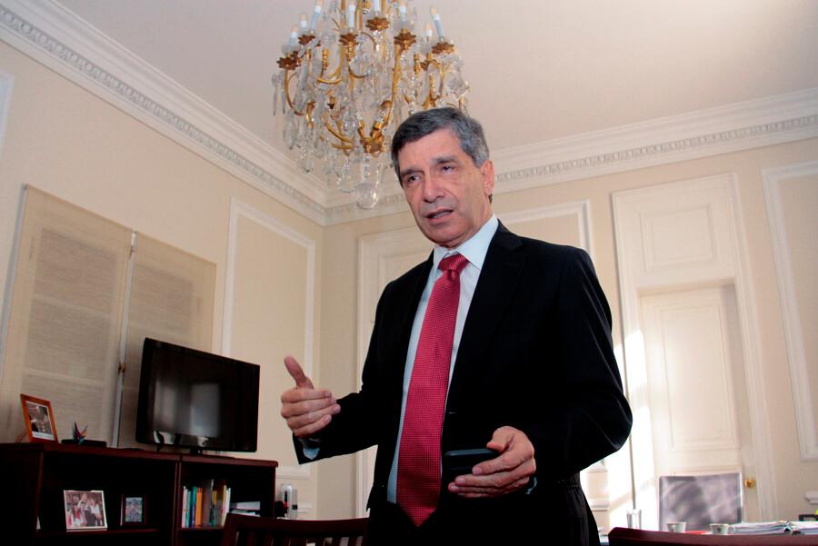 Exministro Rafael Pardo sufrió un infarto