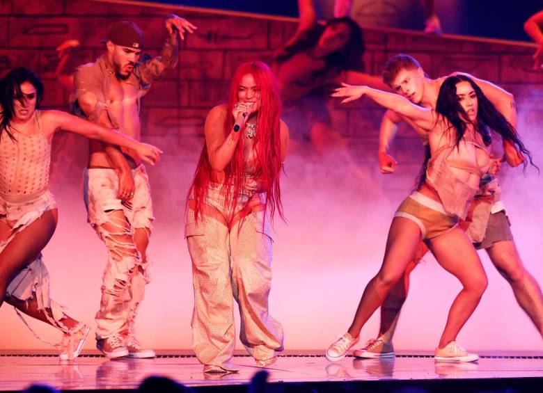 ¡Ay, qué rico! El tremendo show de Karol G en los Latin Grammy
