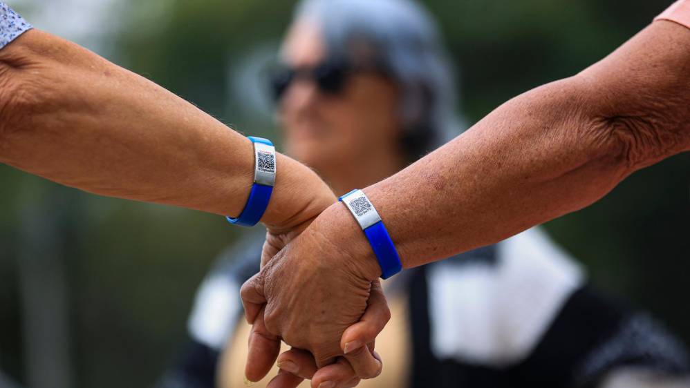 En imágenes | En el municipio de La Estrella les ponen manillas a los ...