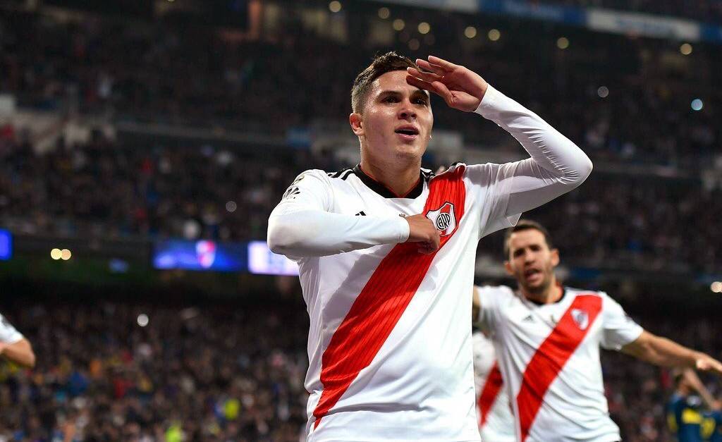 Juanfer, en el 11 ideal de la Superliga de Argentina