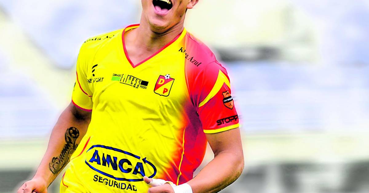 Leo Castro pasó de escobita a goleador en la Primera B