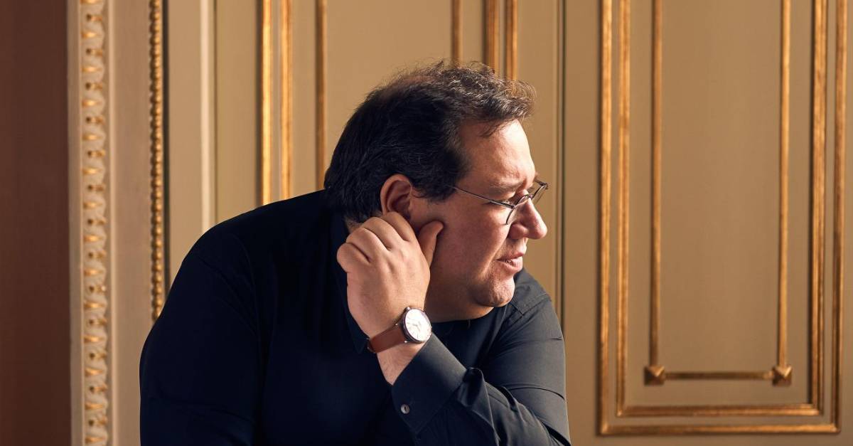 Valeriano celebra 25 años sin dejar de cantar