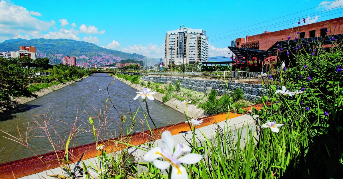 ¿Qué tan factible es tener “metrolanchas” en el río Medellín?