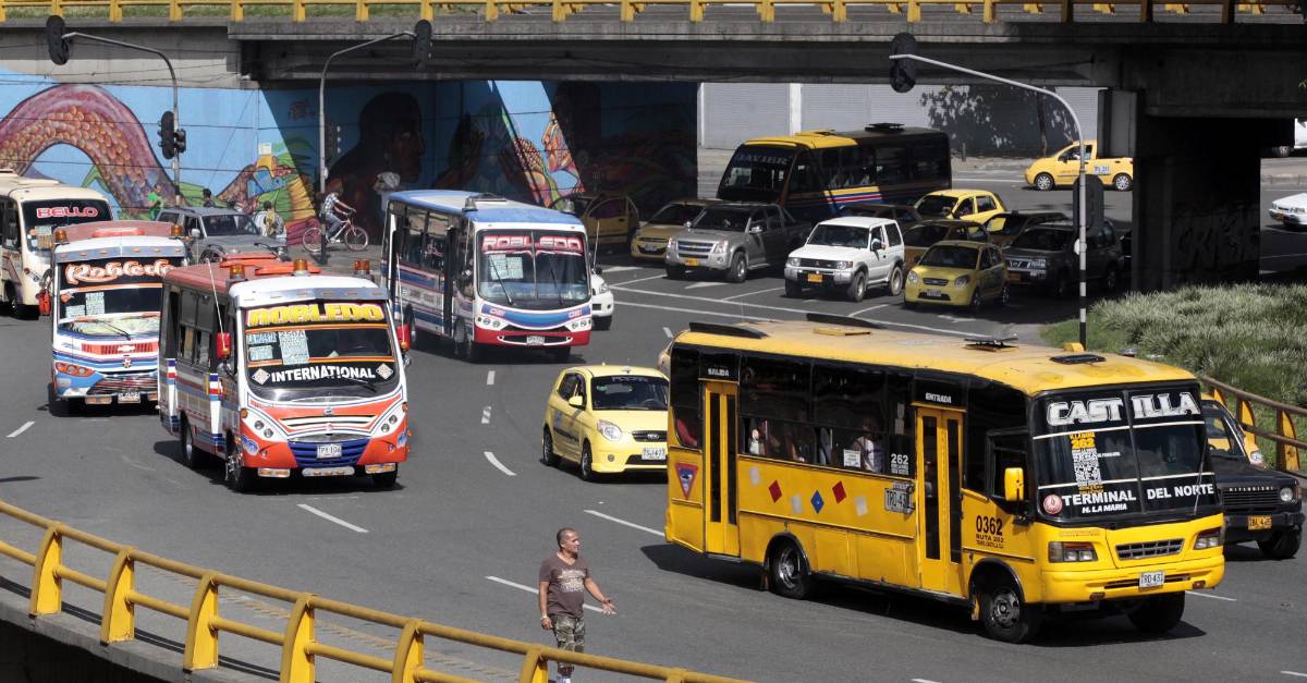 Buses urbanos de Medellín también suben sus tarifas