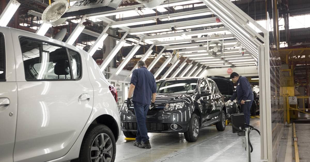 Sector automotriz se prepara para rodar de nuevo