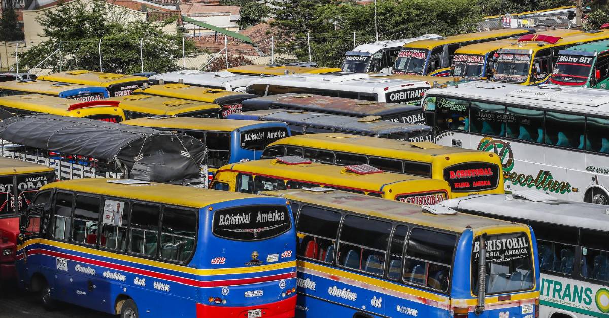 Rutas de buses en el Occidente de Medellín reactivaron servicio