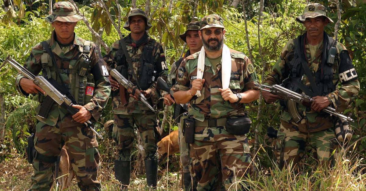 Infografía: Datos para entender más el paramilitarismo en Colombia