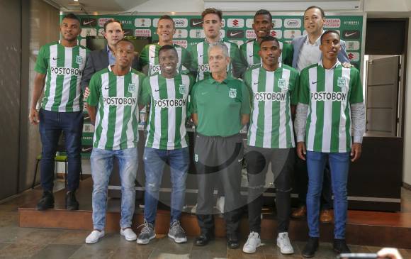 Nacional presentó sus ocho refuerzos