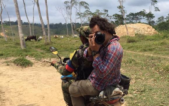 Fotógrafo del NYT, Federico Ríos, también debió salir del país