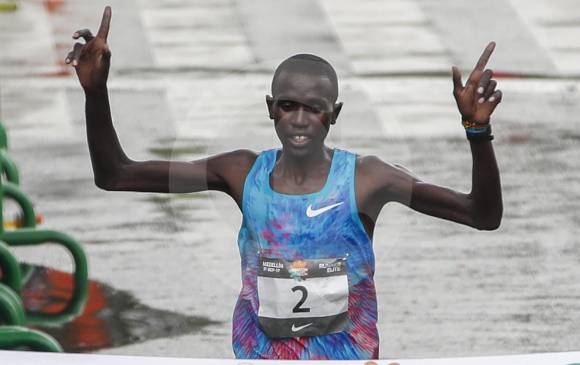 Keniatas se llevaron los honores de la Maratón de las flores