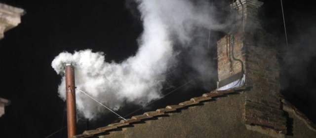 ¿De qué está compuesto el humo blanco?
