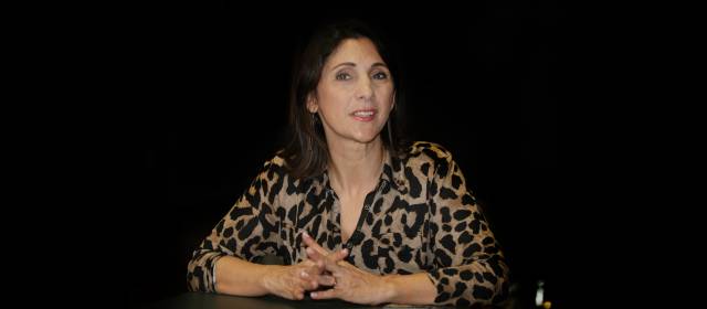 Auditora llega con cuentas claras