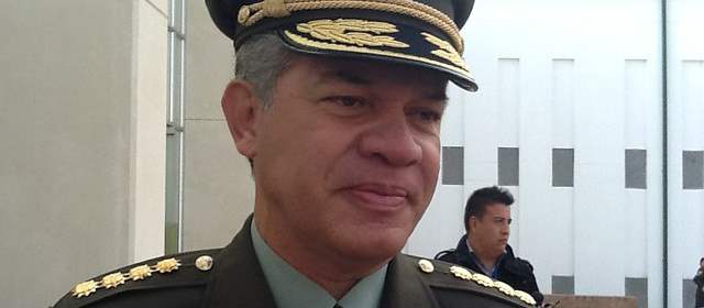 General Riaño fue condecorado en Chile