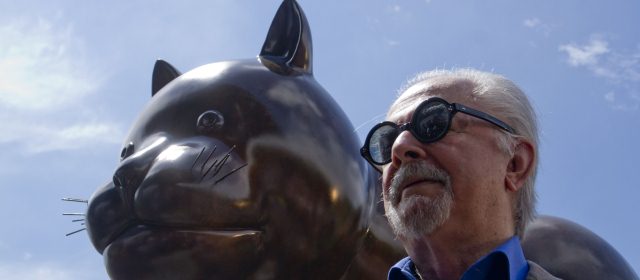 Botero ya entregó su Gato a San Cristóbal