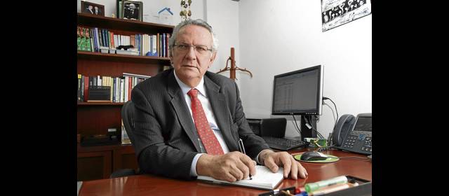 “No he usado un solo peso de los clientes”