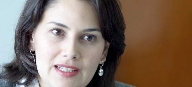 Exministra dice que acusaciones son "infames"