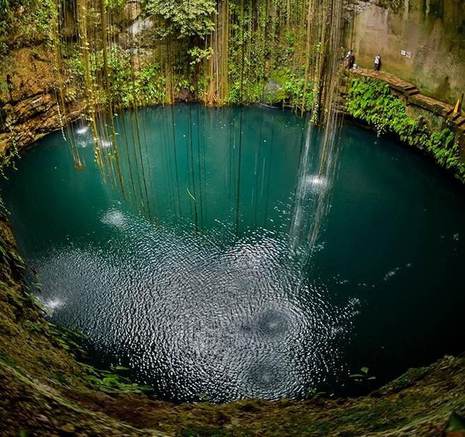 Están de moda, ¿pero qué son los cenotes?