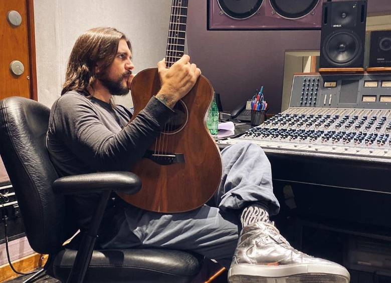 Juanes presenta el video de Mala Manera, su nueva canción
