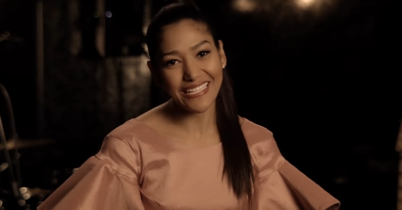 Farina quiere cantar en los Grammy