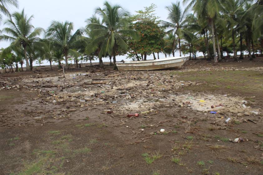 Así es la emergencia que se vive en Juradó, Chocó por fuerte oleaje