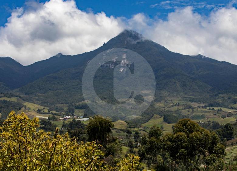 El Páramo de Sonsón, invadido por basuras