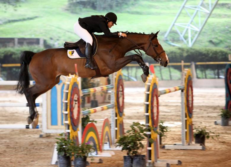 Daniela Castaño lo sacrifica todo por el ecuestre